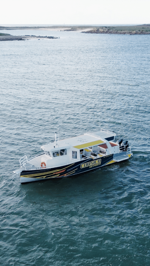 Unsinkable aluminum passenger boats